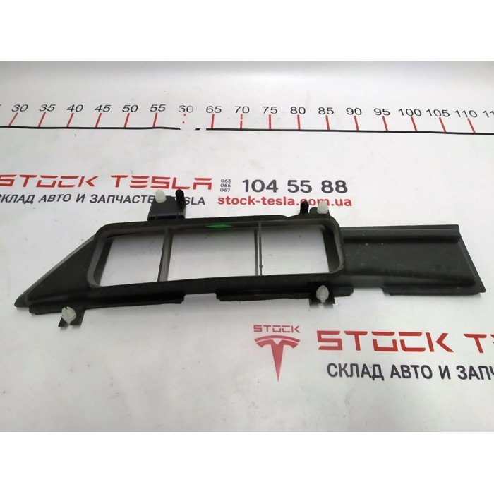1 Cabin intake upper duct assembly LH drive Tesla Model 3 1090857-00-C