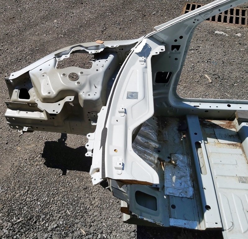 2 M3 ASY, A PLR BODY PART RH Tesla model 3 1073680-S0-A