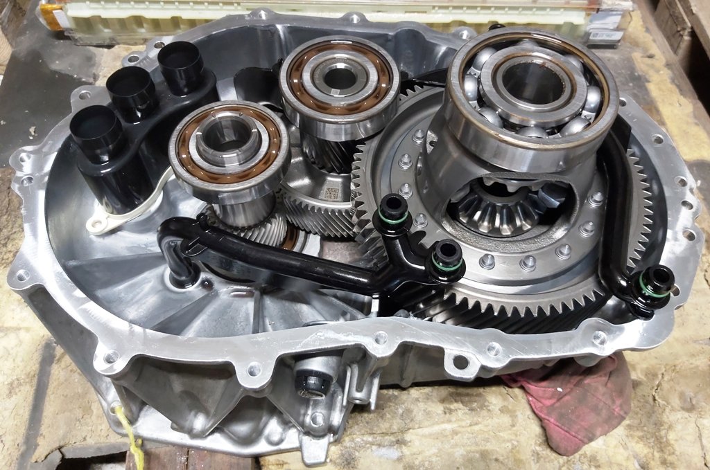 1 Rear motor gear housing MOSFET stator side assembly Tesla model 3 ...