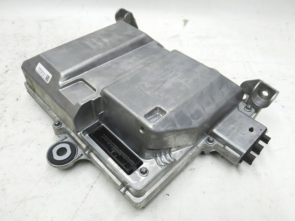 1 ASY M3 FRONT CONTROLLER COIL SUSP Tesla model 3 1118182-12-K