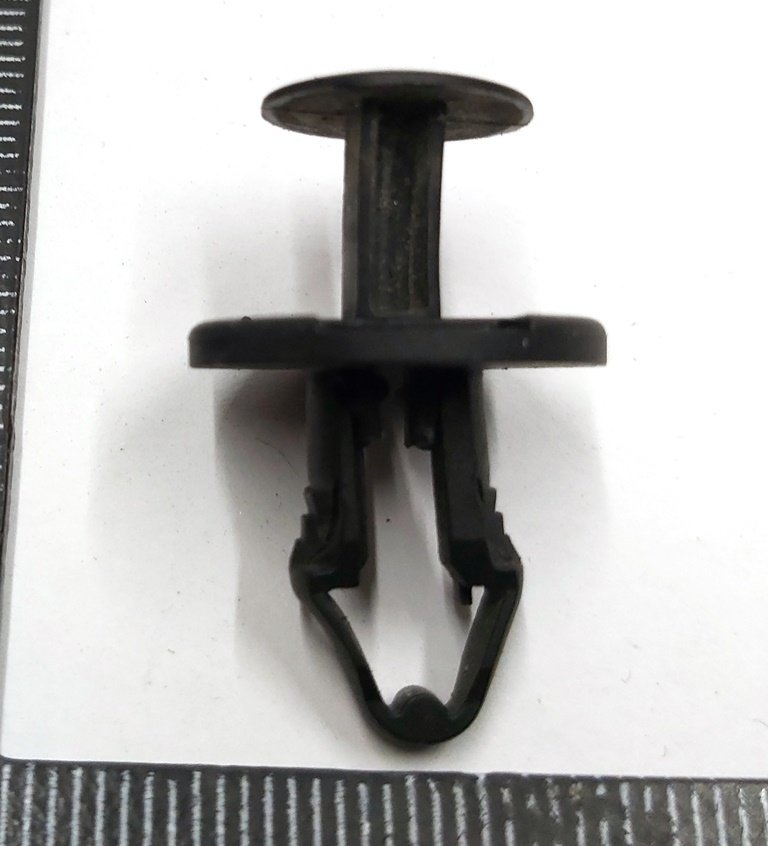 PUSH PULL RIVET,8MM,5-7 GRP,NYLON,BLK Tesla model model 3, model Y ...