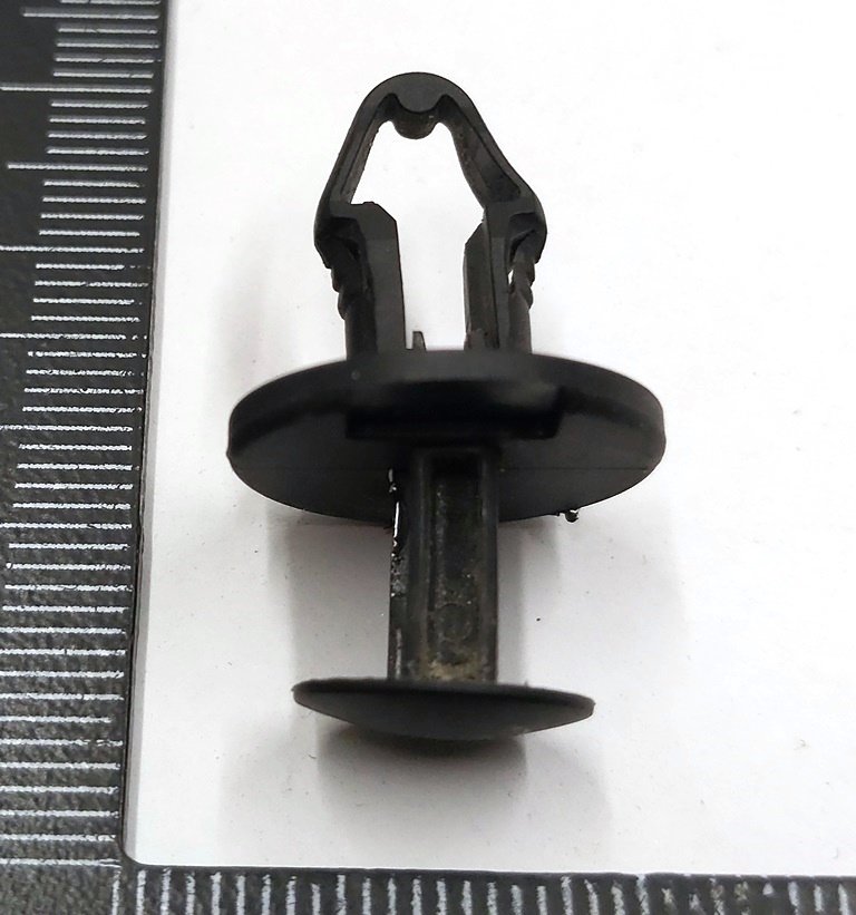 PUSH PULL RIVET,8MM,5-7 GRP,NYLON,BLK Tesla model model 3, model Y ...