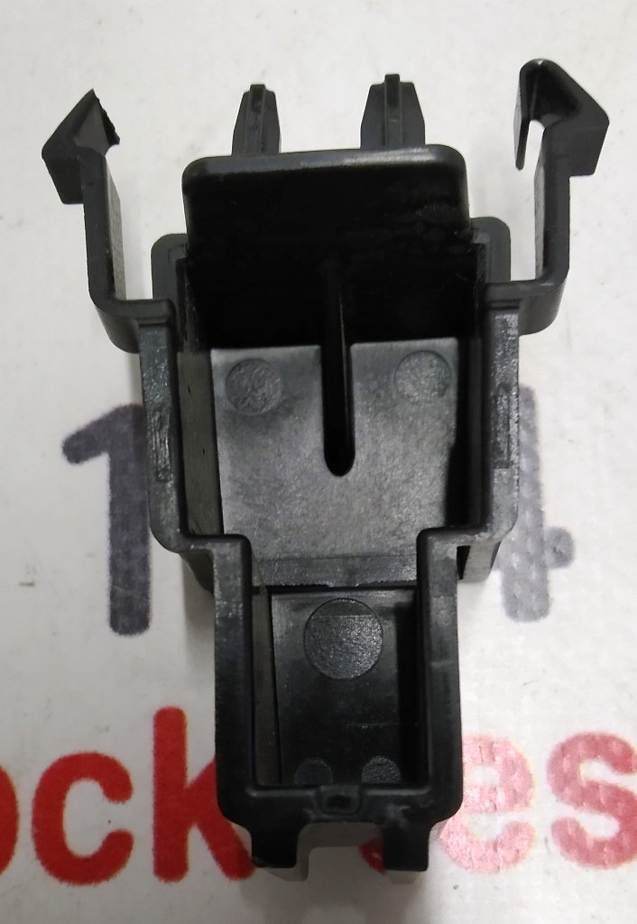 14 M3 Frunk Clip Reinforcement Tesla Model 3 1131205-00-C