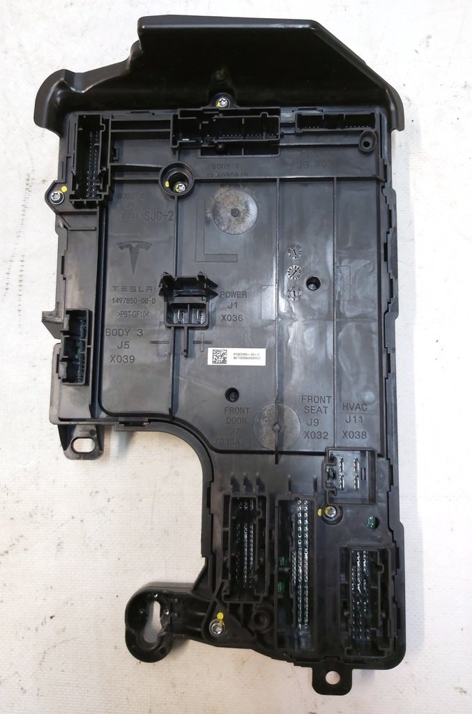 3 ASY, M3, LOW VOLTAGE CONTROLLER, LEFT Tesla model 3 1567455-00-C