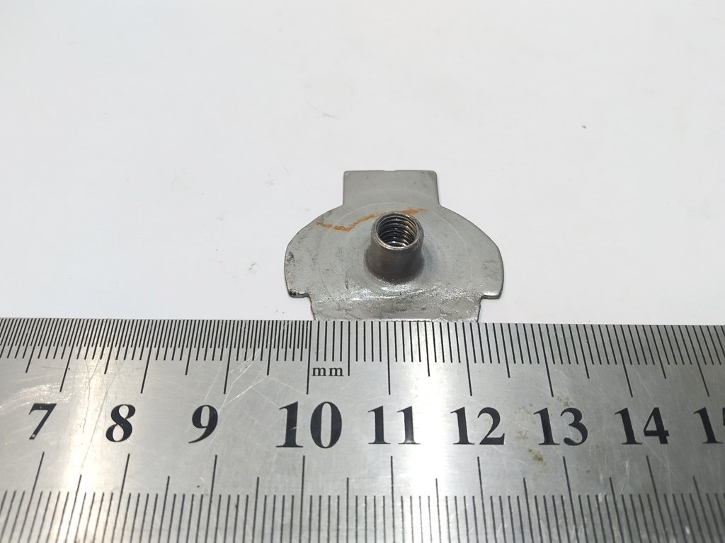 7 Гайка накладки бампера переднего M6 LWR VALANCE GRADE CR5-110-260-S ...