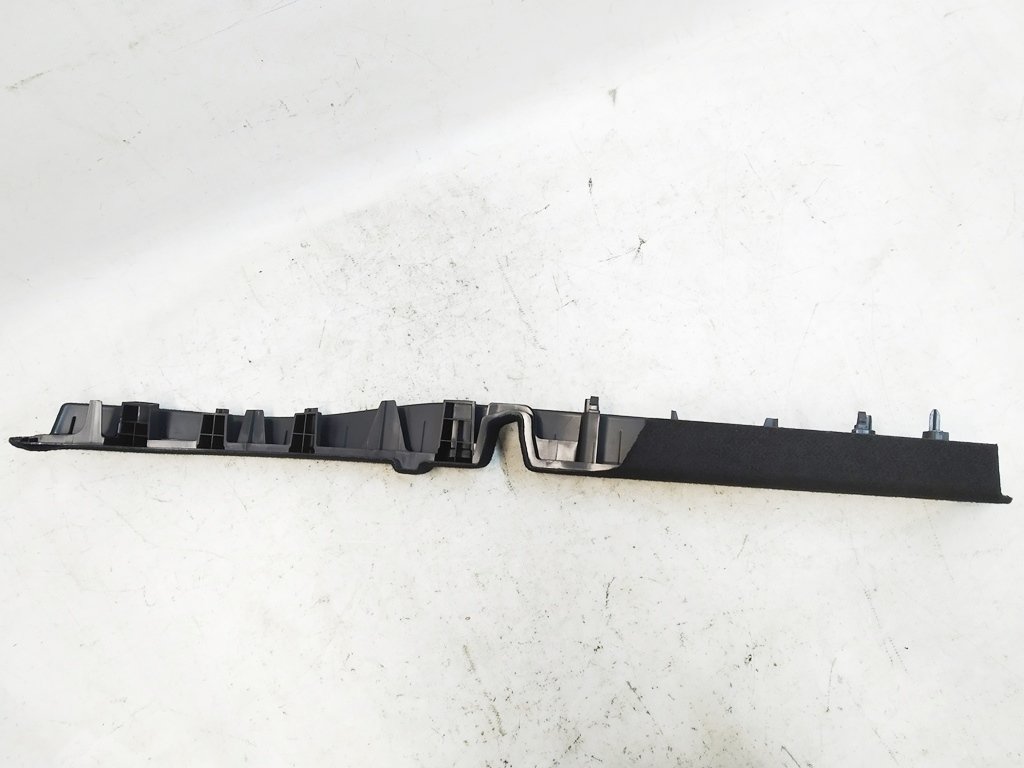 10 Кронштейн пола багажника правый с обшивкой Tesla model Y 1492955-00-C