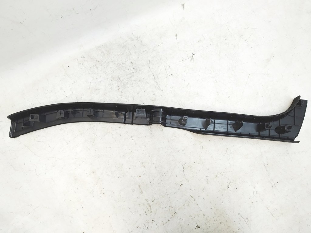 10 Кронштейн пола багажника правый с обшивкой Tesla model Y 1492955-00-C