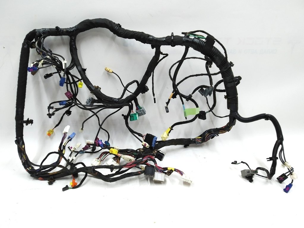 1 Wiring instrument panel (torpedo) RWD disassembled Tesla model S REST ...