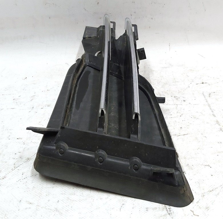 17 Actieve linker oogmontage Tesla model S REST 1057851-00-J