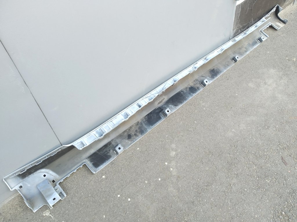 1 Sill trim left rocker panel (painted) PPSW soldered for painting ...