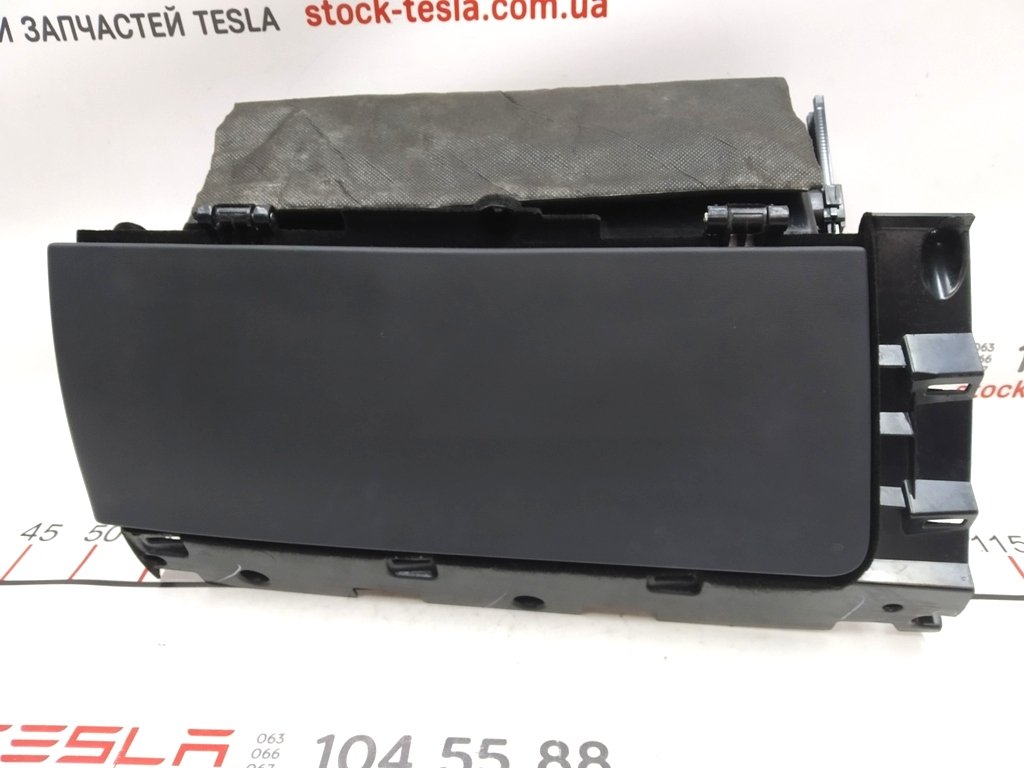 24 Guantera PVC BLK Tesla modelo S 1003327-14-P