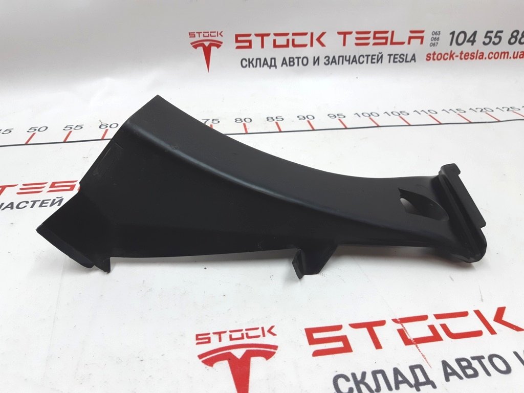 21 TRIM LIFTGATE TROUGH RH Tesla model S, model S REST 1021438-00-D