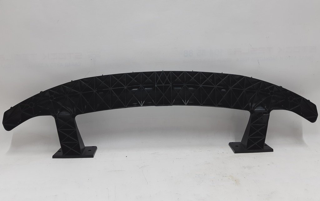 11 Гребень переднего бампера NEW Tesla model S REST 1056837-00-D