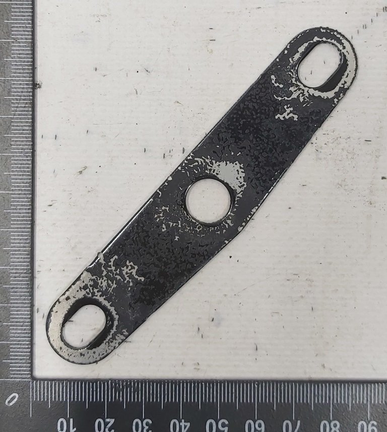 20 Clamp bracket assembly - secondary hinges Tesla Model X 1072794-00-A