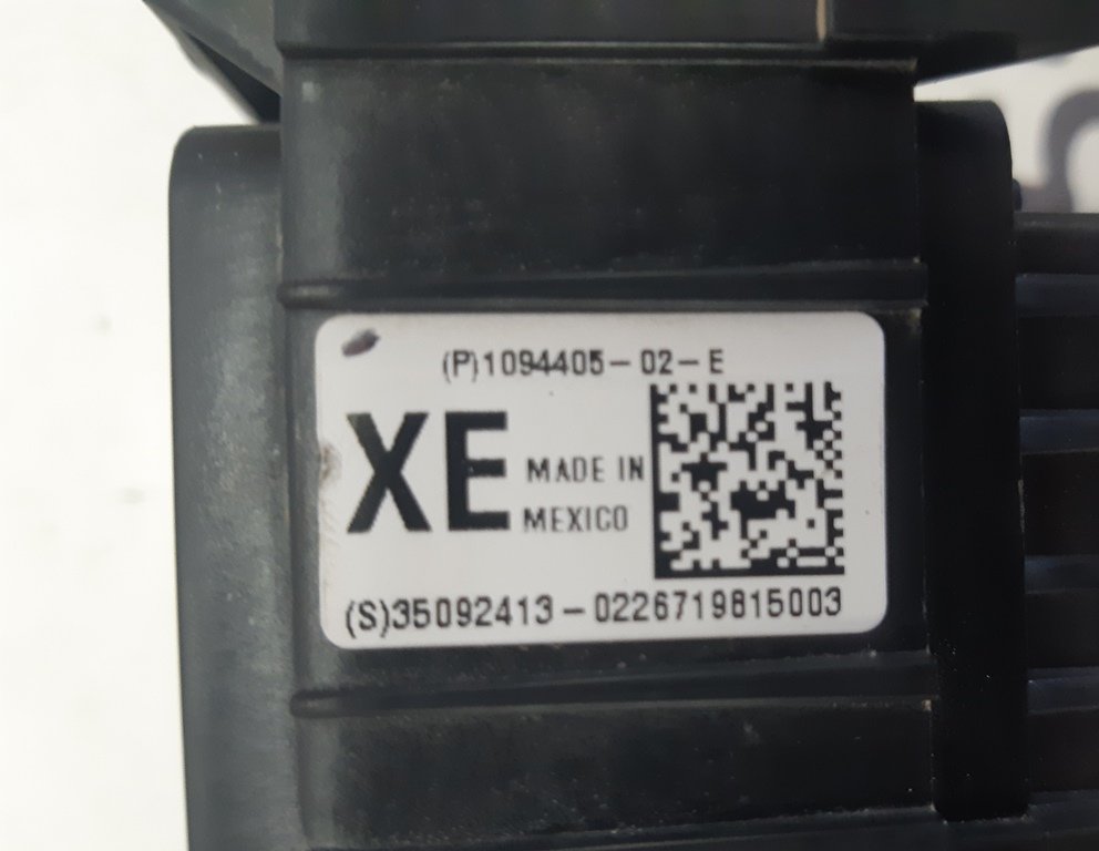 11 Fuse box EFUSE Tesla model X 1094405-02-F