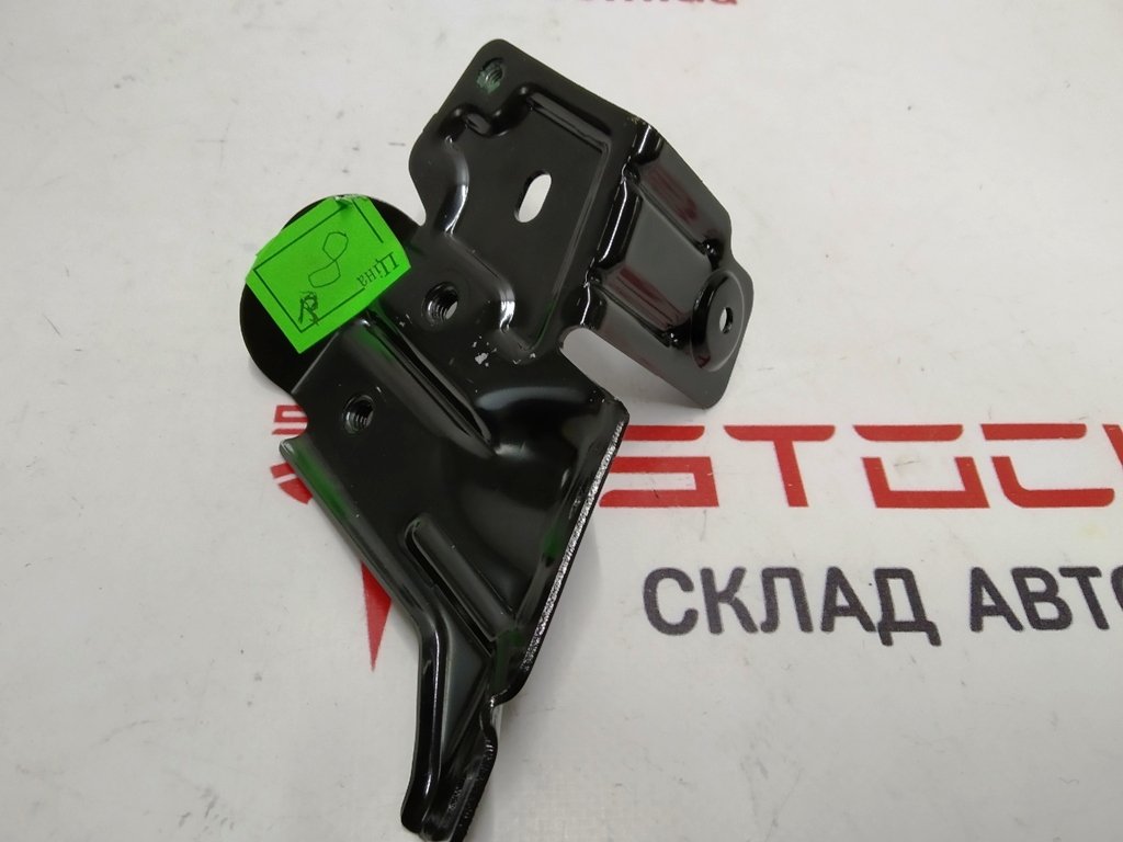 17 Кронштейн крепления петли (фиксатора) багажа правый Tesla model X ...